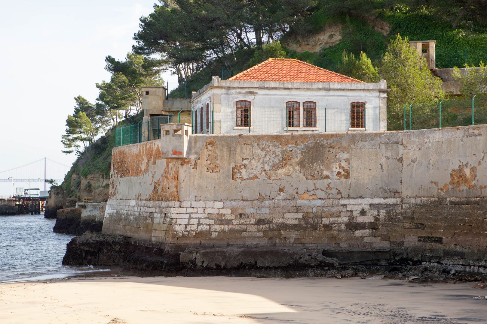 Forte de Trafaria – Torres, castillos y fortalezas