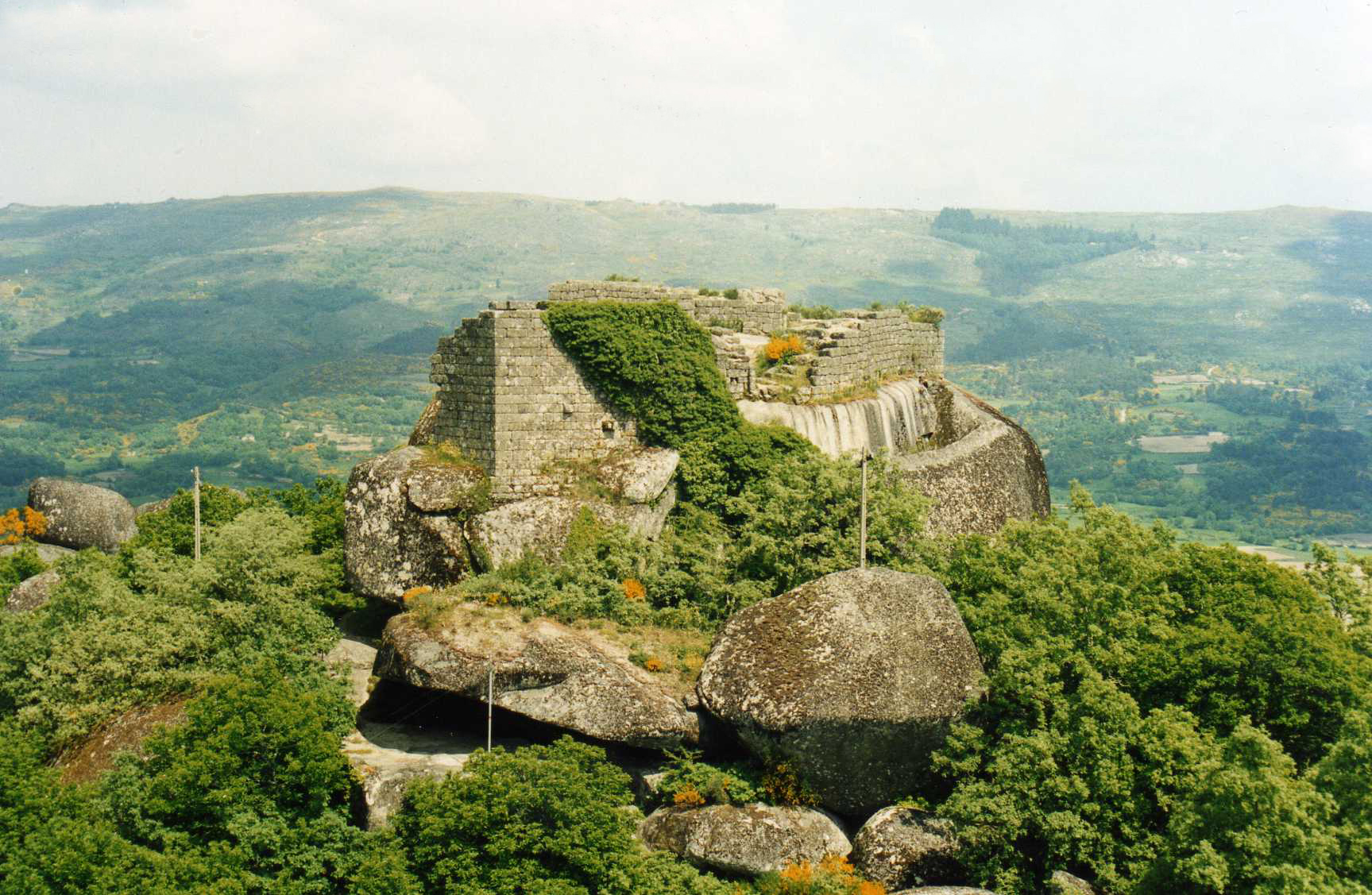Castelo de Pena de Aguiar – Torres, castillos y fortalezas