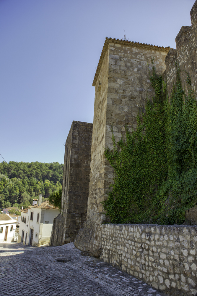 Castelo e cerca urbana de Alenquer – Torres, castillos y fortalezas