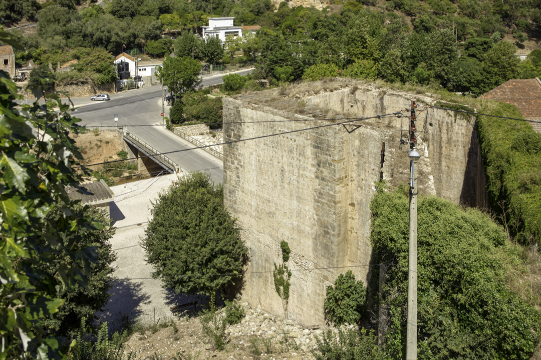 Castelo e cerca urbana de Alenquer – Torres, castillos y fortalezas